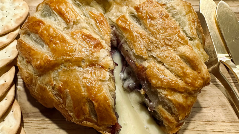 Blueberry Jalapeño Baked Brie - TT's Pepper Jellies